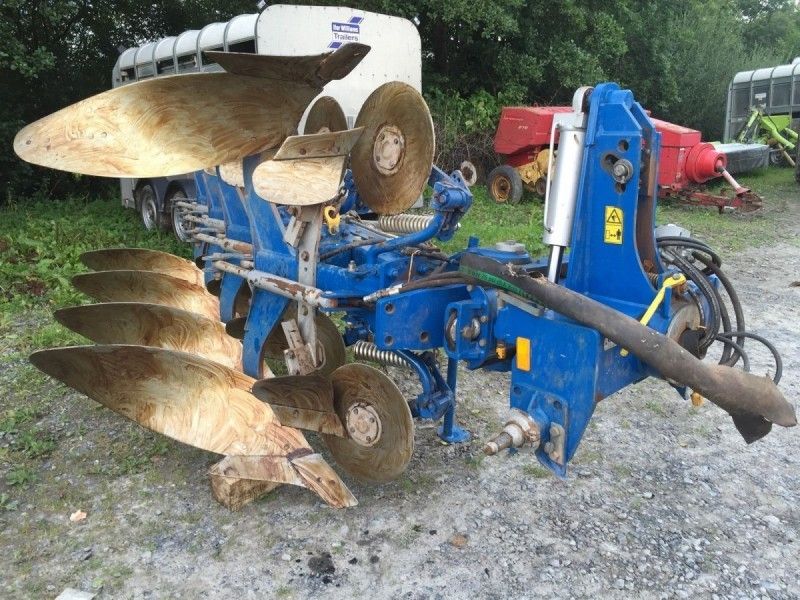 Overum DX4975 | AgriBuy